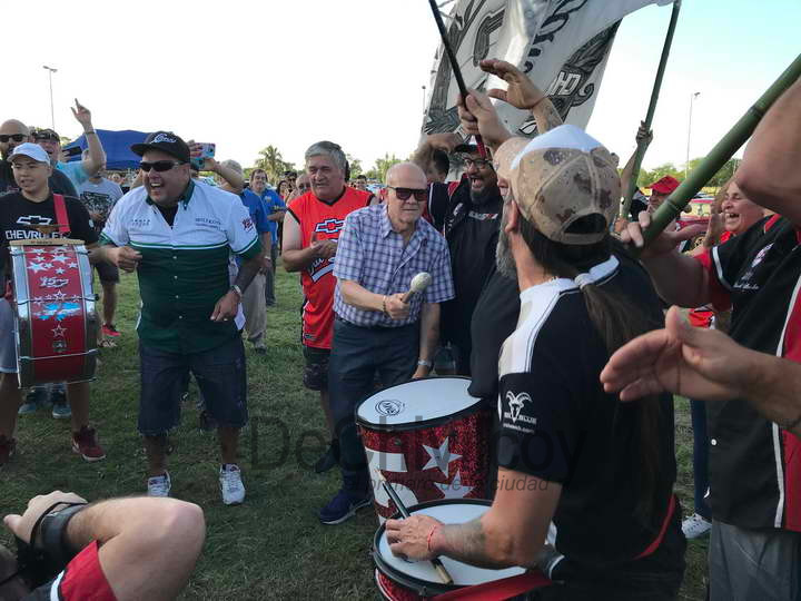 [VIDEO] Homenaje a la trayectoria deportiva de los hermanos Pablo y ...
