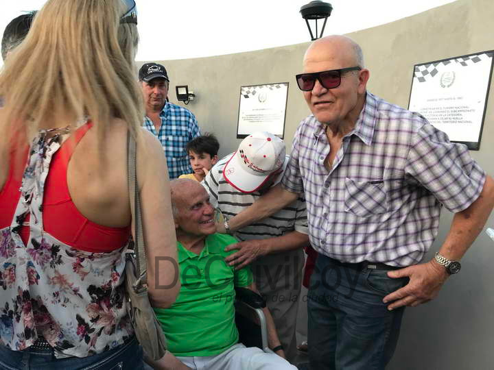 [VIDEO] Homenaje a la trayectoria deportiva de los hermanos Pablo y ...